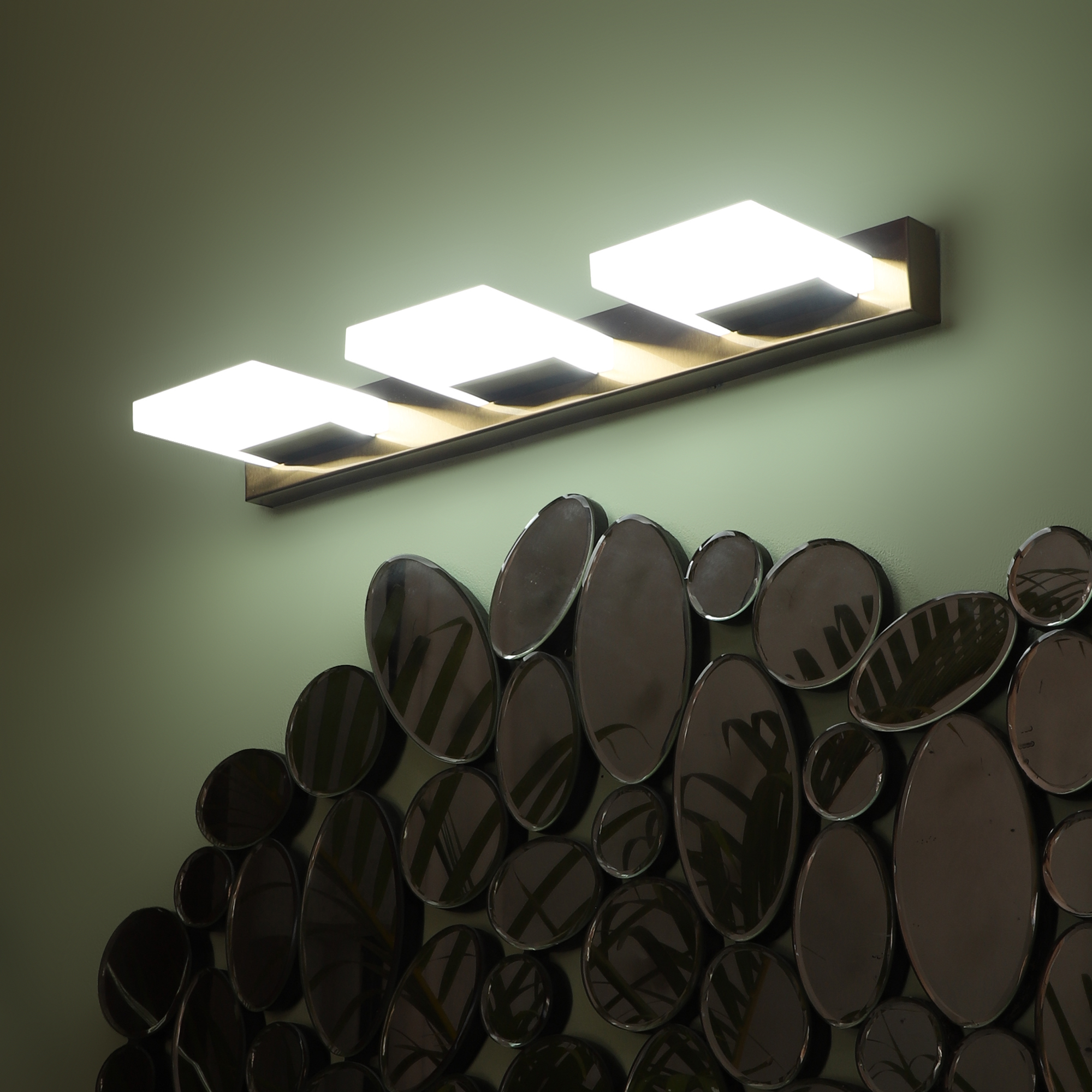 LED Mirror Light - Buy LED Mirror Light online at best price in India ...