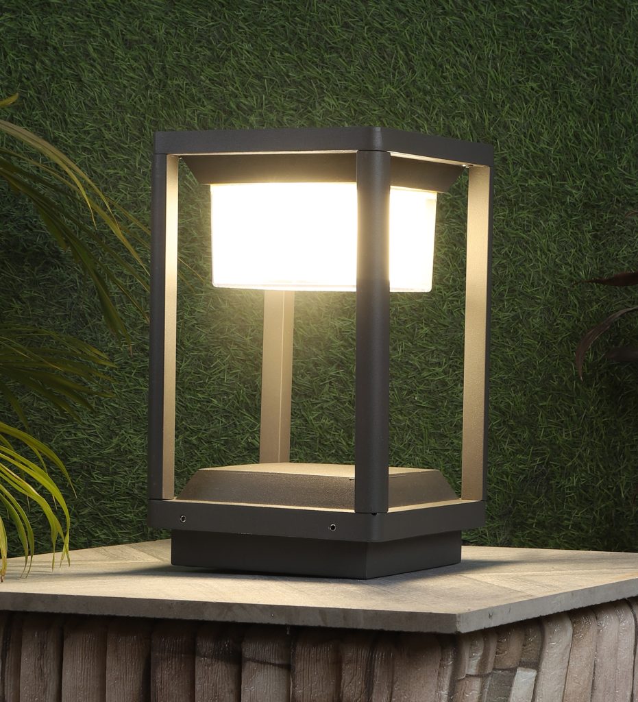 SUPERSCAPE aluminium die cast grey 12 watt square LED Gate light with ...