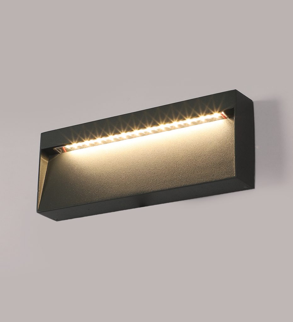 SUPERSCAPE 9 watt IP65 Outdoor foot Light Surface plain with Edison LED ...